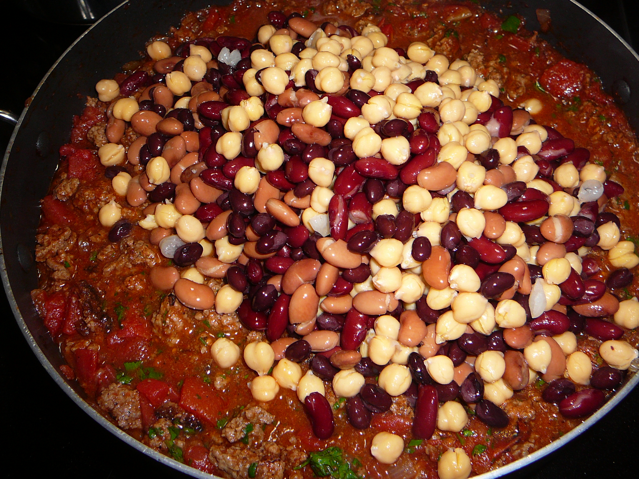 Beefy Four Bean Chili – Randi's Country Kitchen